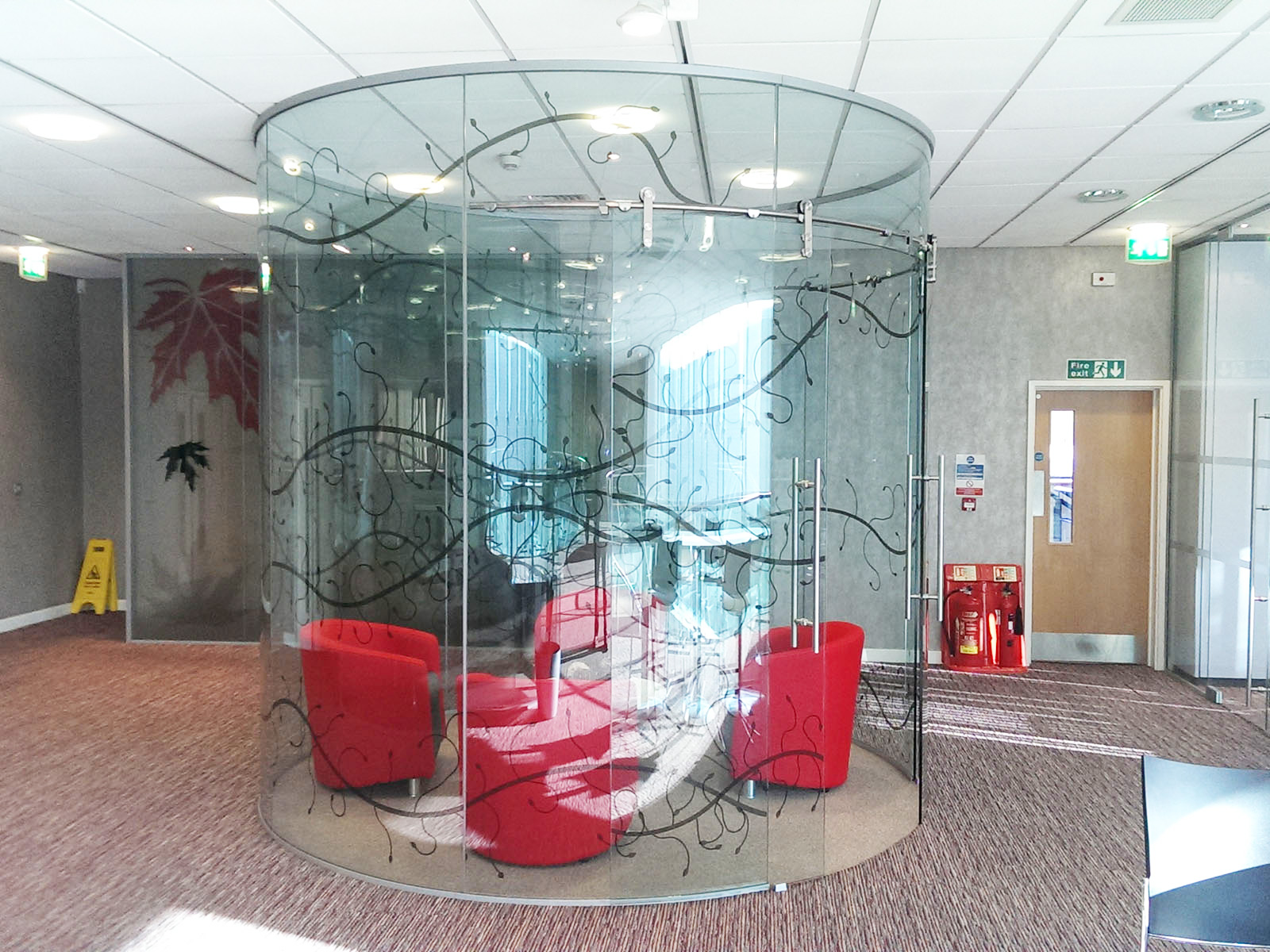 Curved Glass Frameless Office Partitioning