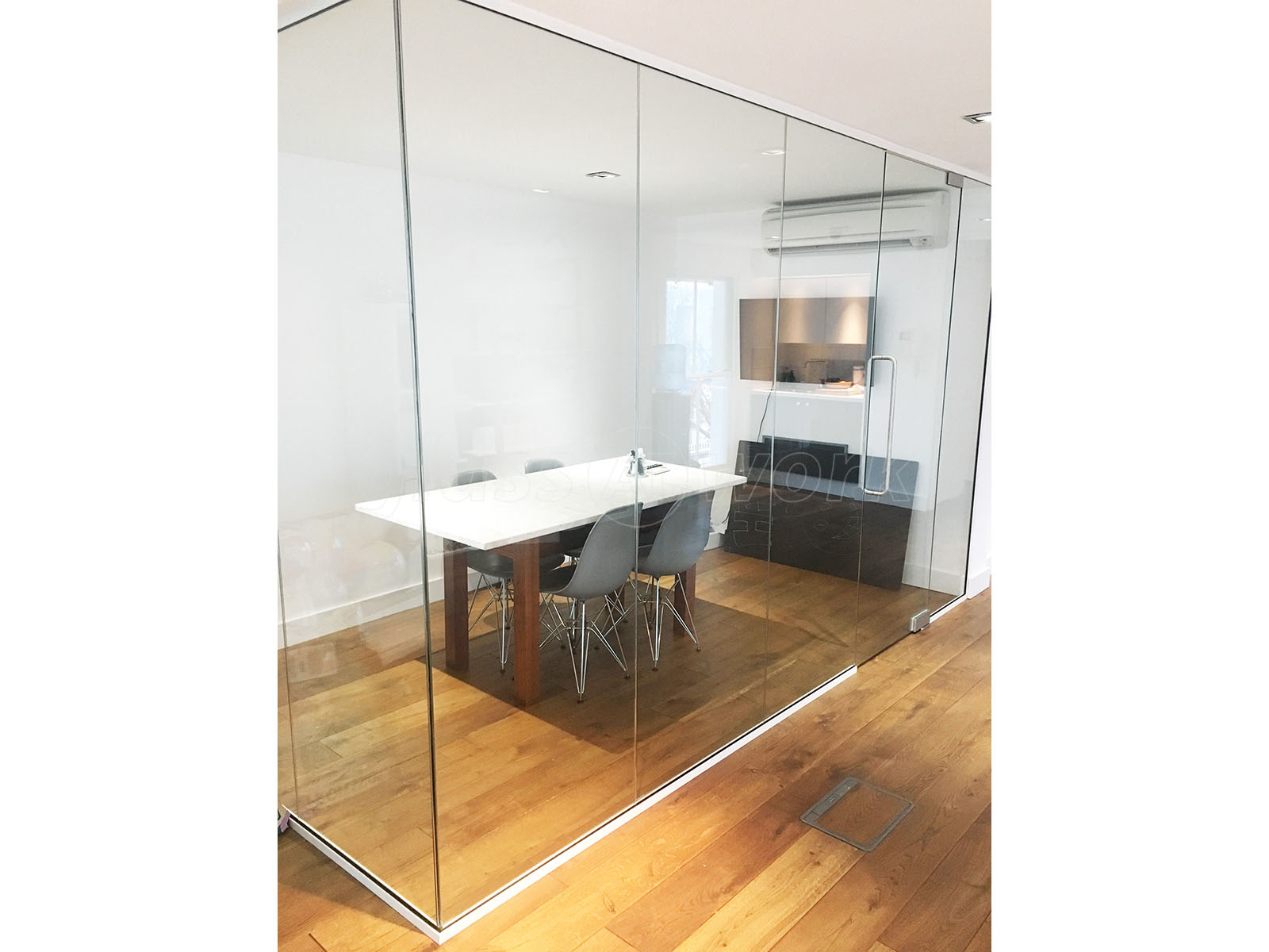 Glass Partitioning at Waterworks (London, SW6): Glass Corner Room And ...